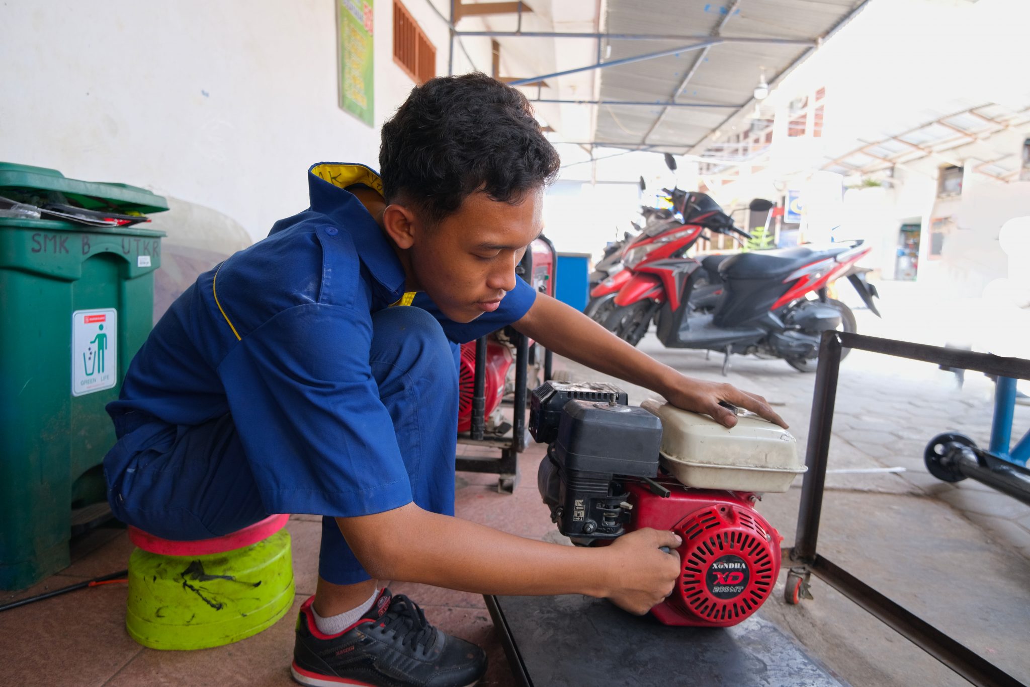 Mengenal Toolman Siswa TKRO SMK Budi Utomo, Apa Saja Tugasnya? – SMK ...